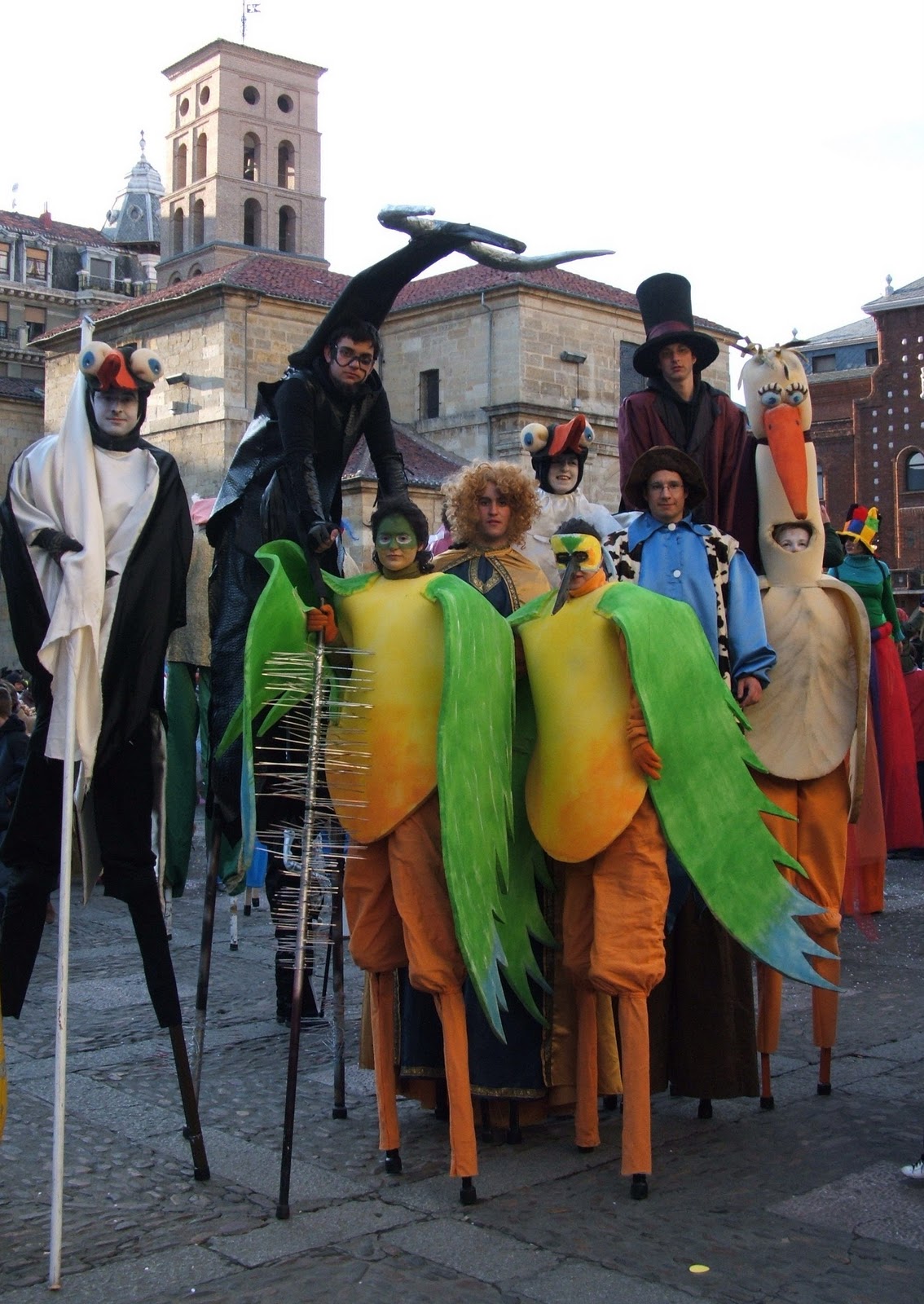 a ras de suelo: "Concentraciones de Zancos"