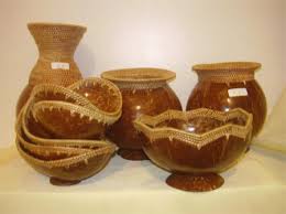 PRAKARYA DAN KEWIRAUSAHAANXI: KERAJINAN BAHAN KERAS