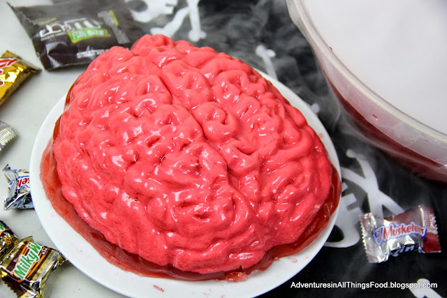 Adventures in all things food: Spooky Brain Brew and Spider Treats for ...