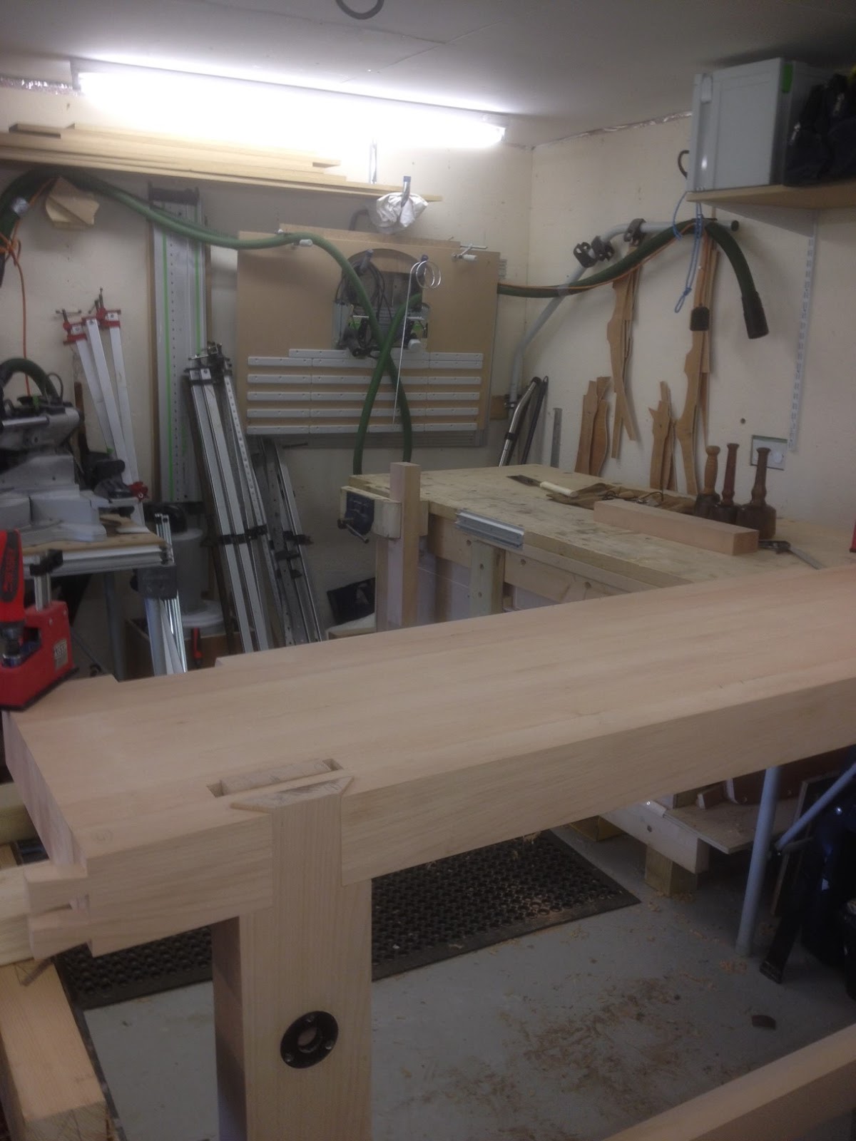 David Barron Furniture: Roubo Bench with BenchCrafted Classic Vice.