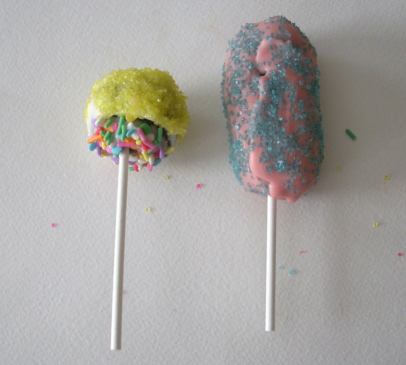 artist holiday: Art Pops