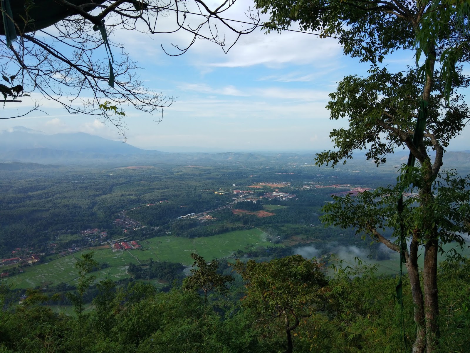 ISKANDAR JASSA BLOG: PENDAKIAN KE GUNUNG PULAI BALING KEDAH