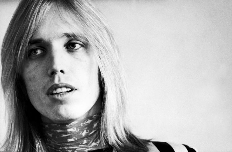 Rest In Peace Tom Petty! Here Are 20 Fascinating Photos of the Frontman ...