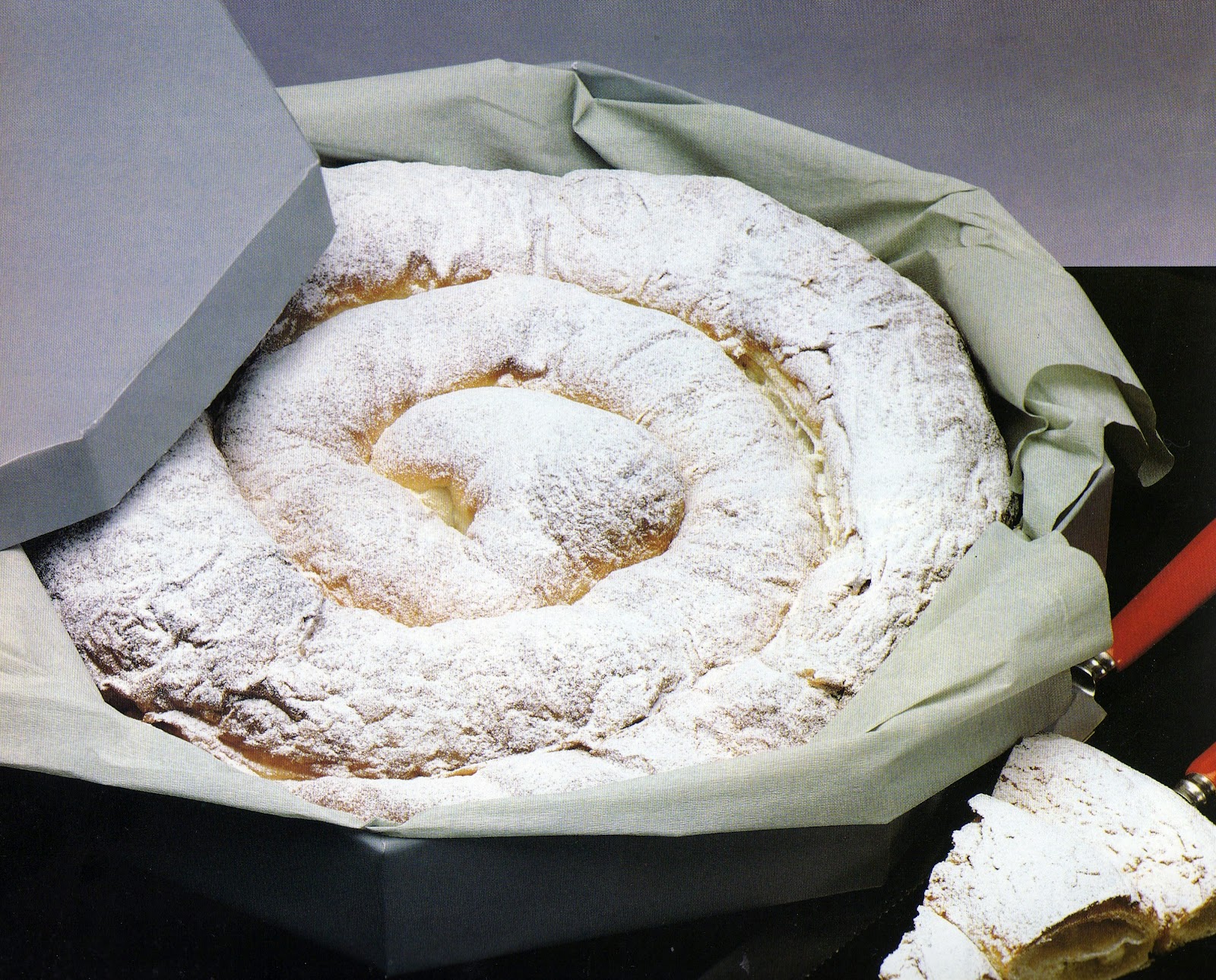 BoDDBo: ENSAIMADA RELLENA