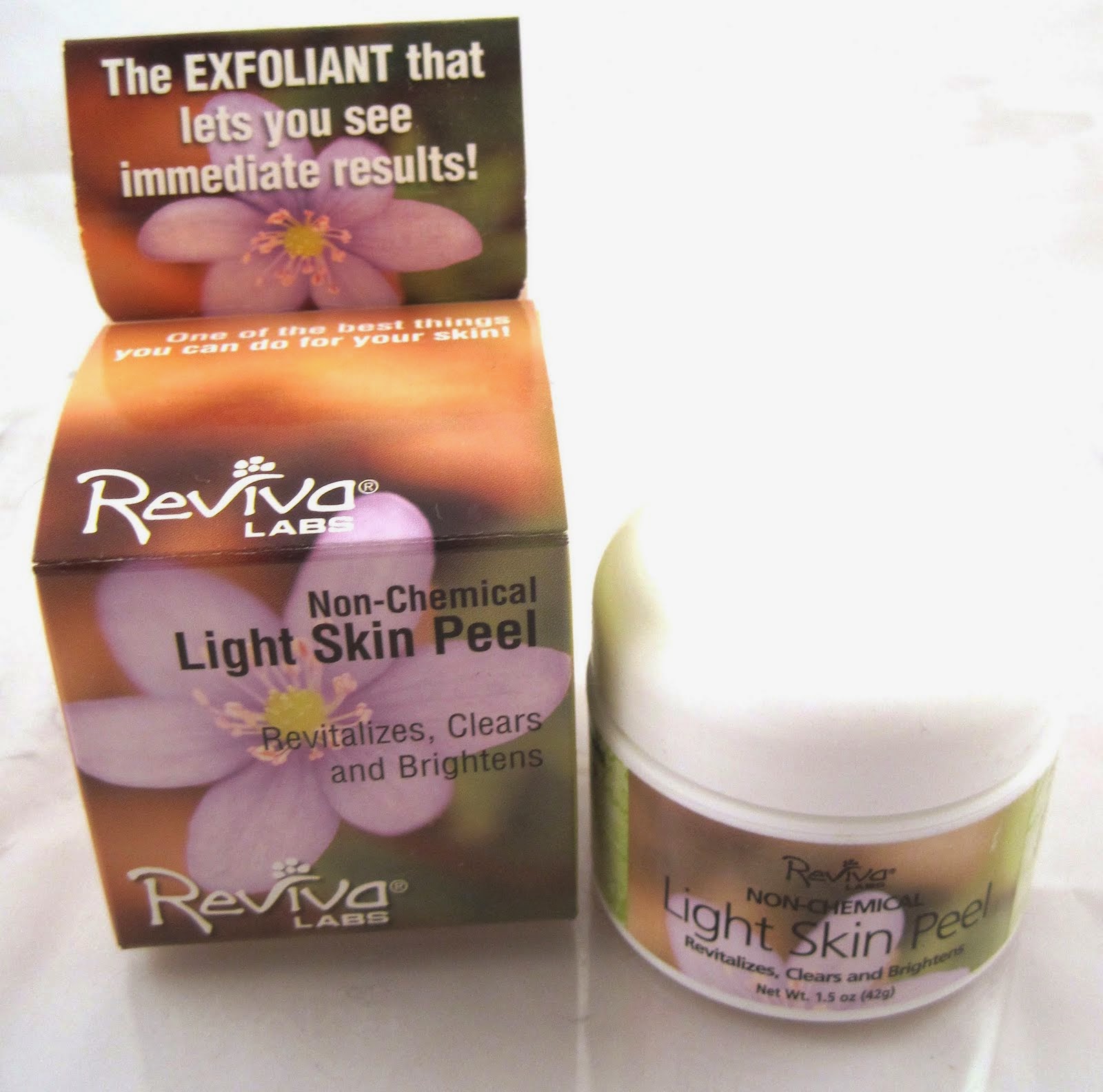 The Flossy: Flossy Reviews: Reviva Labs' Light Skin Peel