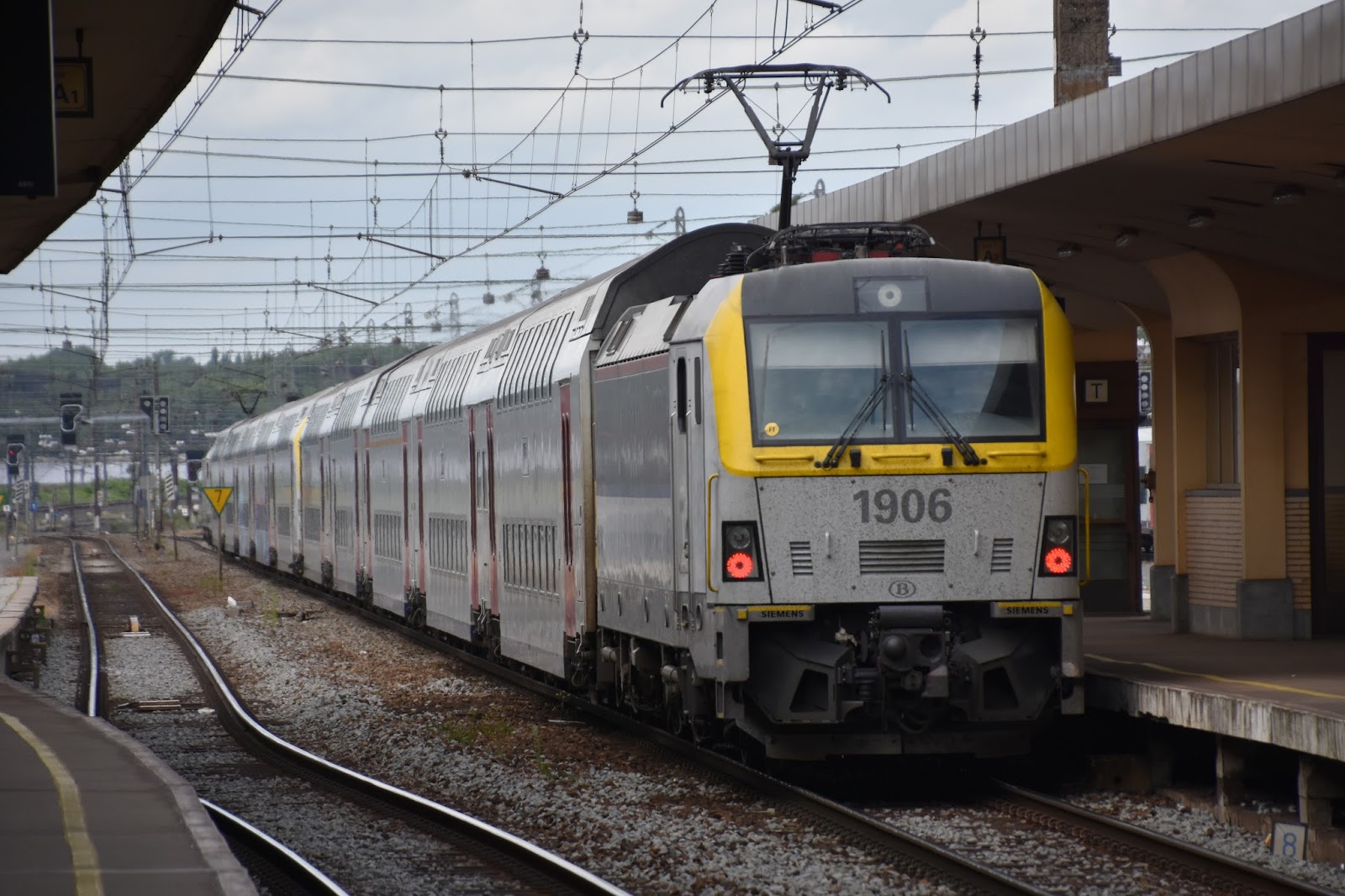 Trains and other things: Maastricht, Liège, Brussels