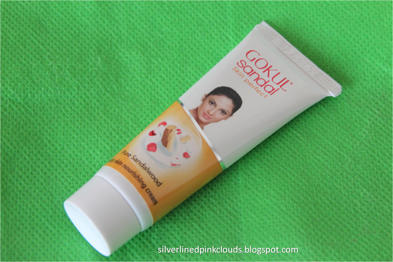 Get Set, Girl!: REVIEW: Gokul Sandal Daily Skin Nourishing Cream