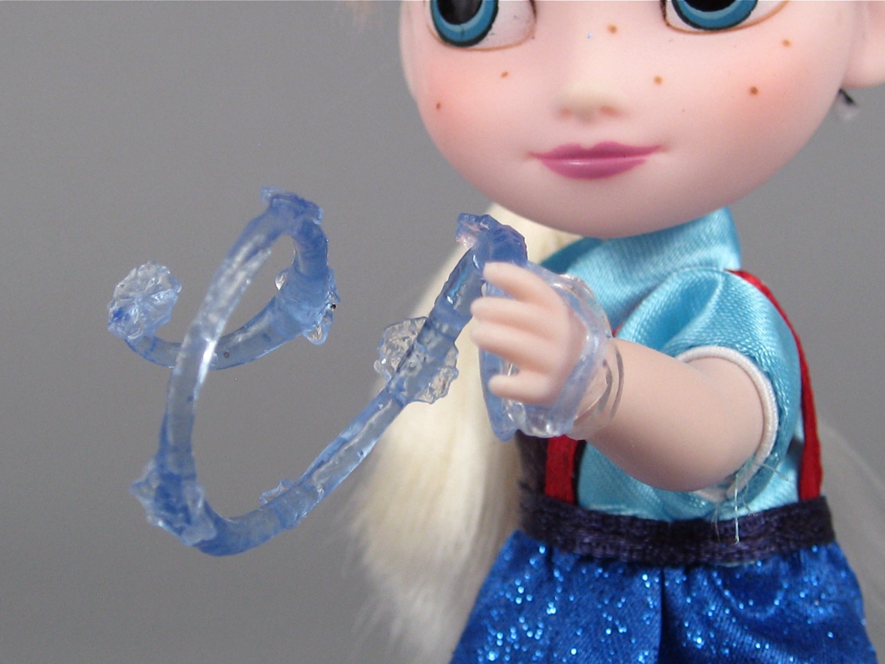 The Animators' Mini Elsa Playset from The Disney Store | The Toy Box ...