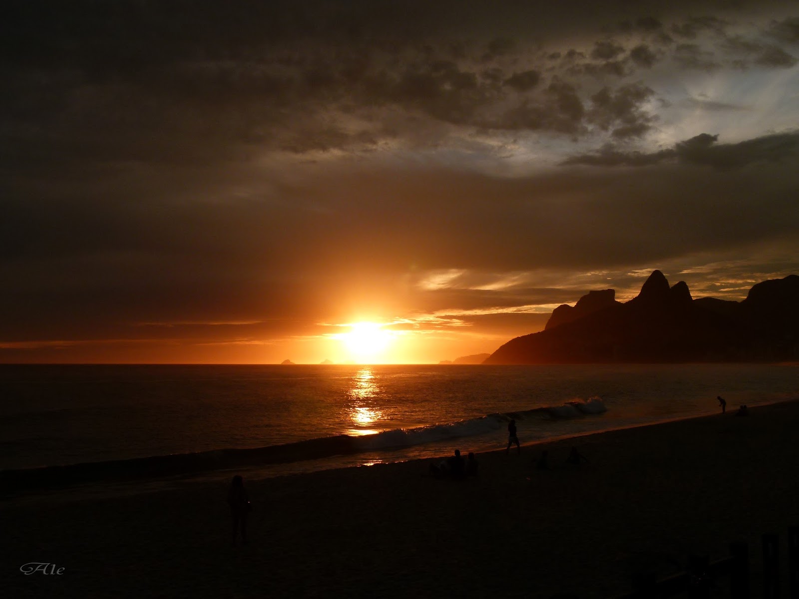 Fotos & Destinos: O imperdível pôr do sol no Arpoador - Rio de Janeiro