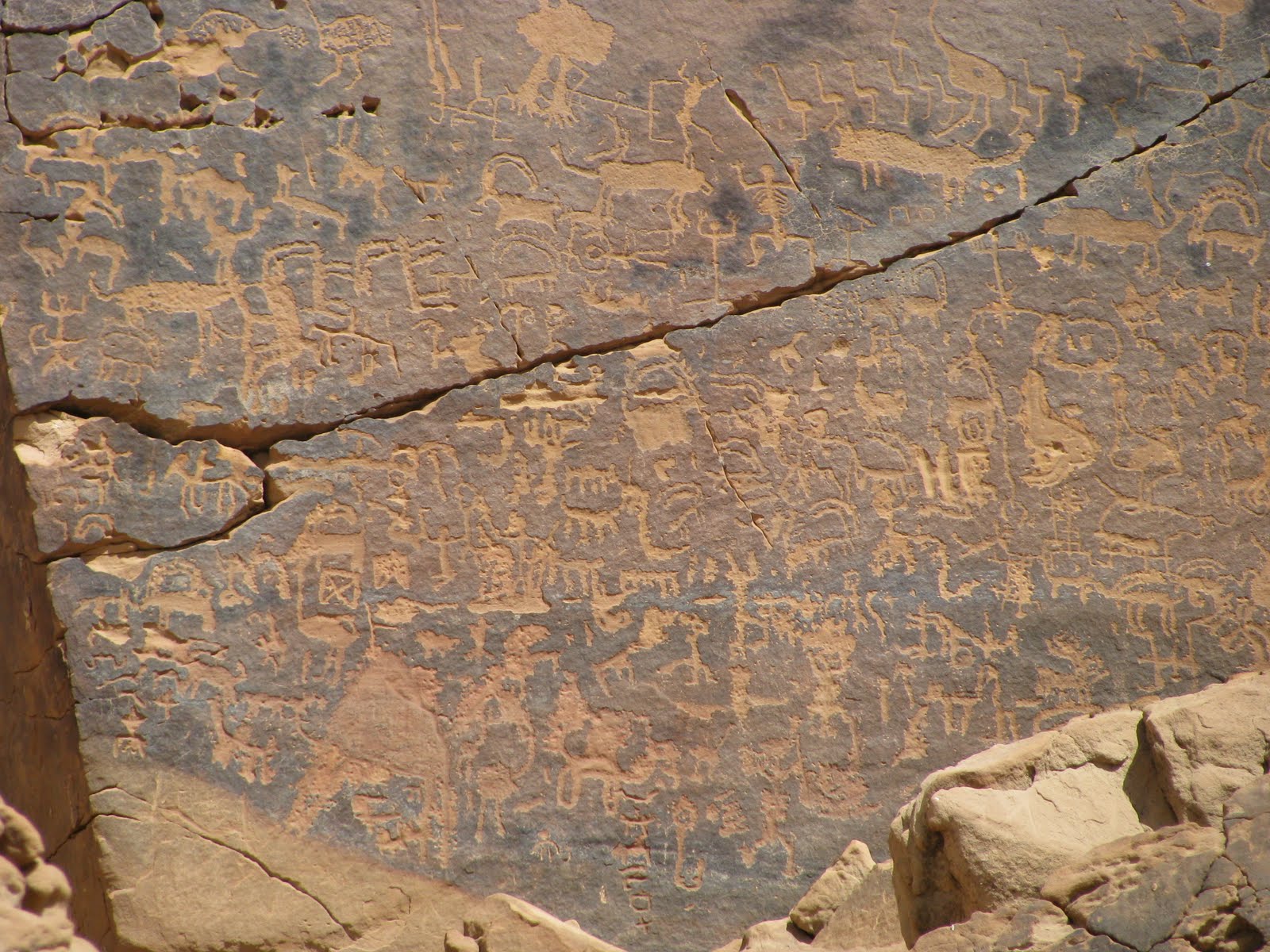 The Reluctant Tumbleweed: Petroglyphs of Graffiti Rock
