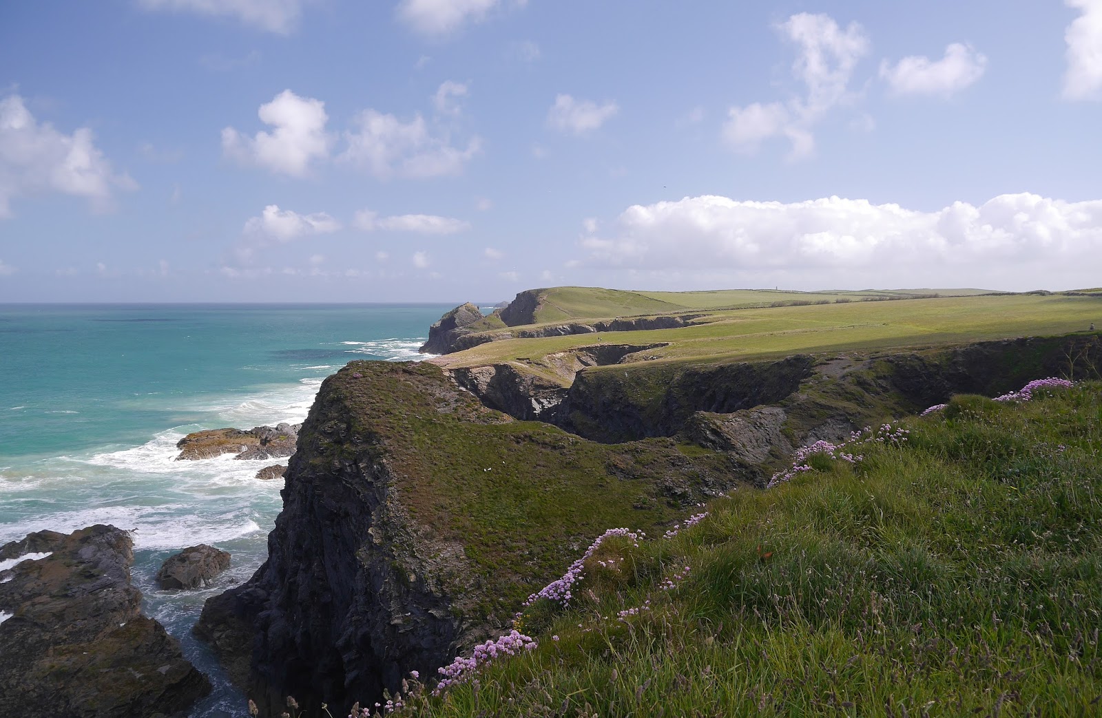 Walking in the country: Trevone Bay to Padstow (South West Coast Path 76)