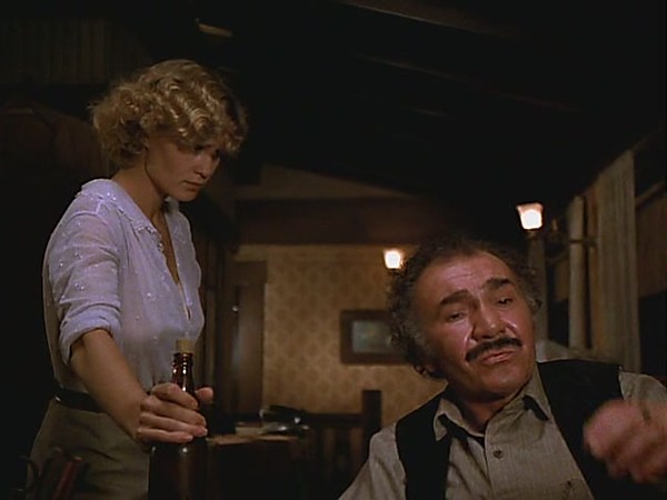 The Eclectic Reader: THE POSTMAN ALWAYS RINGS TWICE