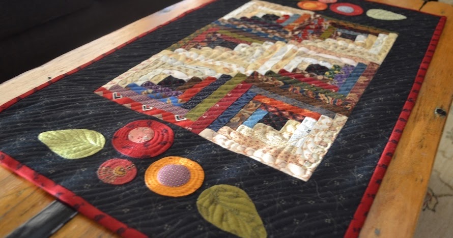 Thread Head: Another Table Mat!