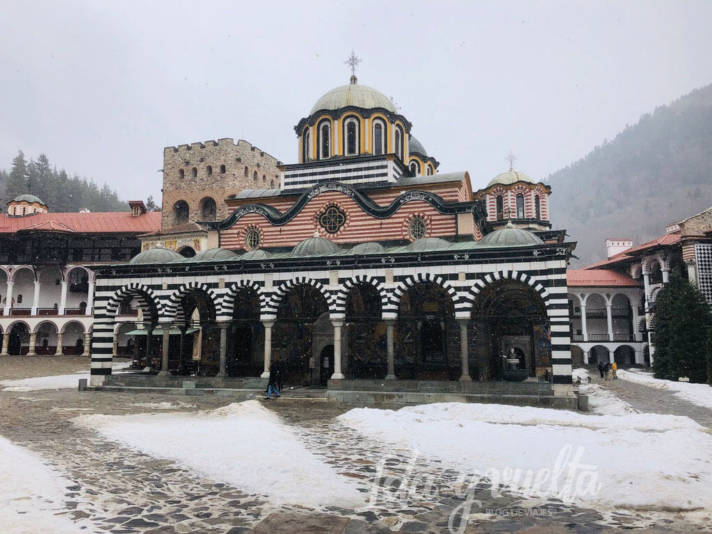 Monasterio de Rila, Bulgaria | Ida y Vuelta