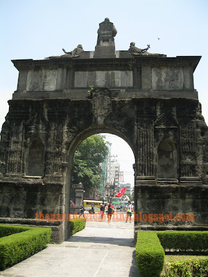 A Trespasser in UST |Filipino Sojourner