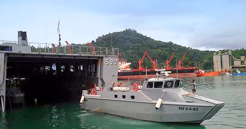 KRI Makassar (590) ~ China Indonesia Information