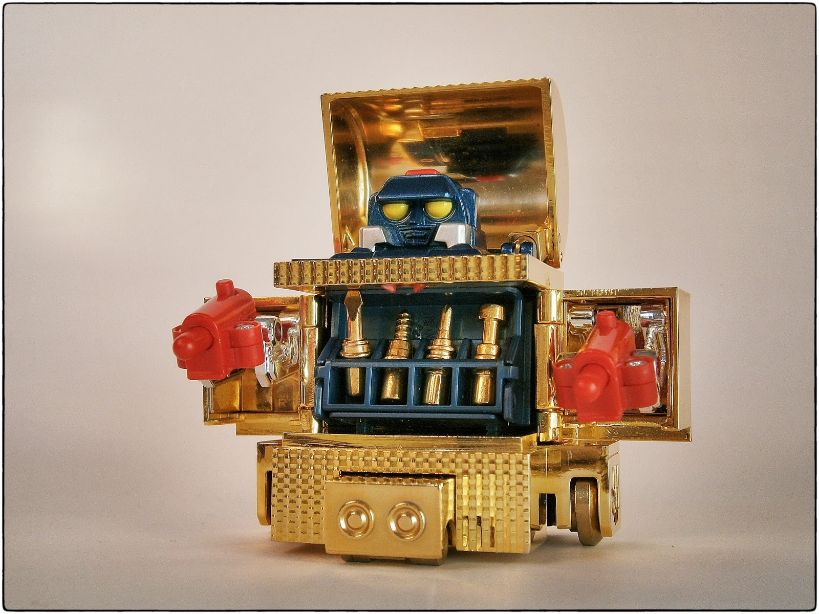 MechaGeezer's Toy Ramblings: Toy Review: Popy GB-42 Mechanic Lightan ...