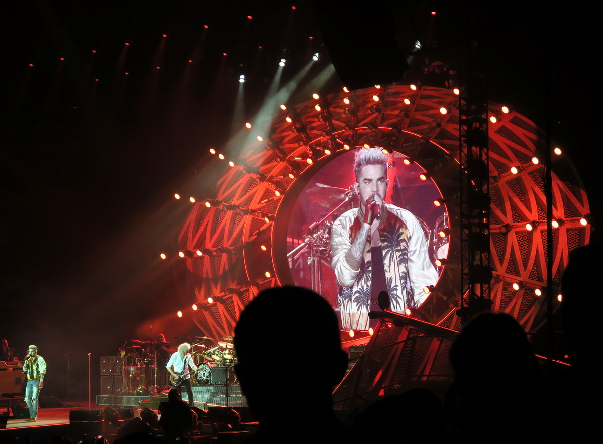 El Observador Solitario: EL CONCIERTO DE QUEEN EN BARCELONA