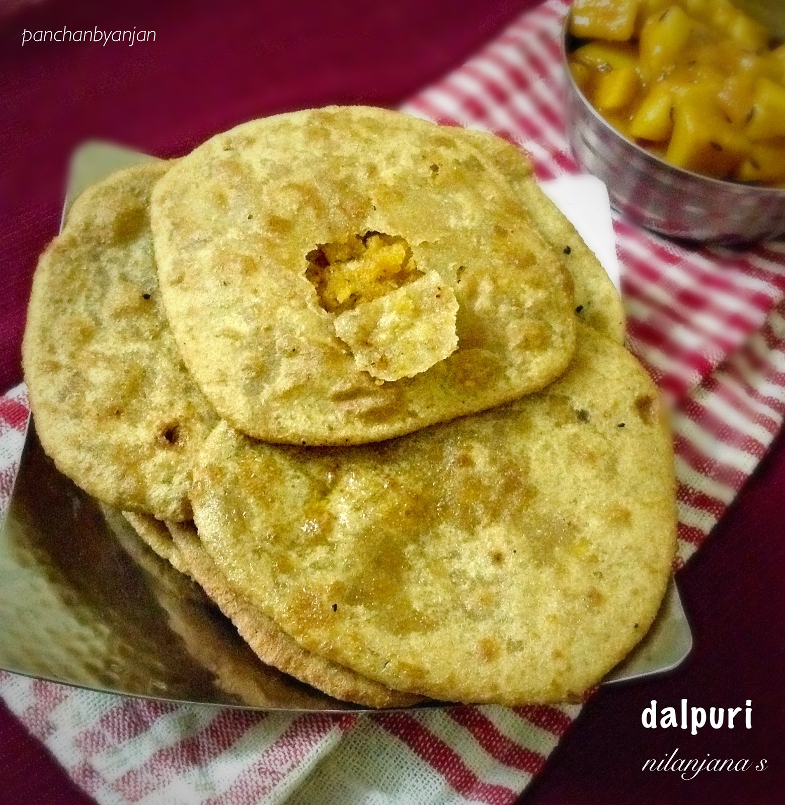 Panchabyanjan: Dalpuri / Dal puri