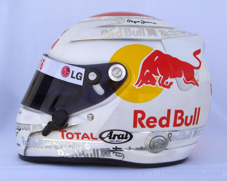 F1-Helmets.net: Sebastian Vettel 2010 Shanghai replica helmet