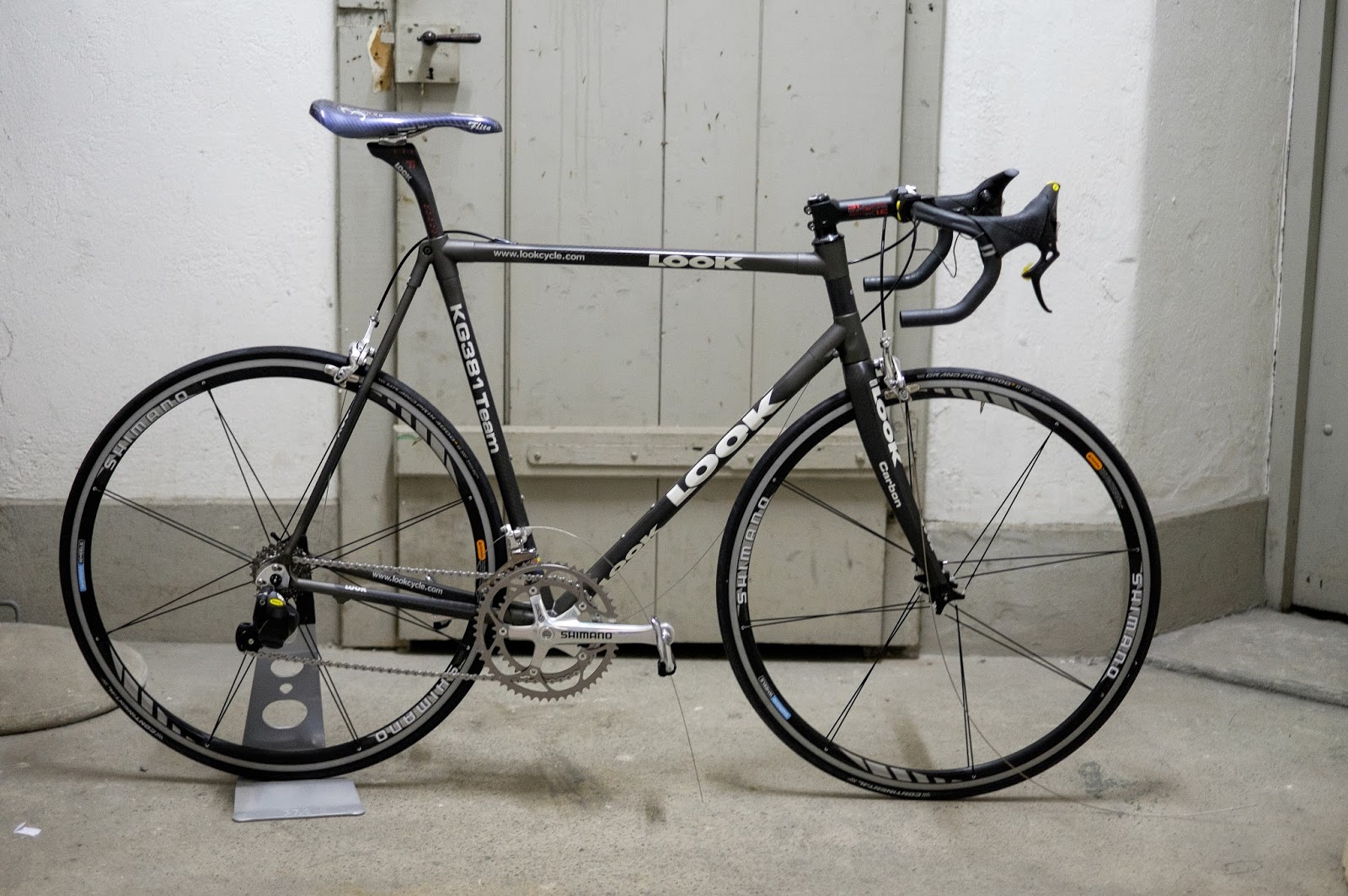 Look KG 381 i Team Aufbau