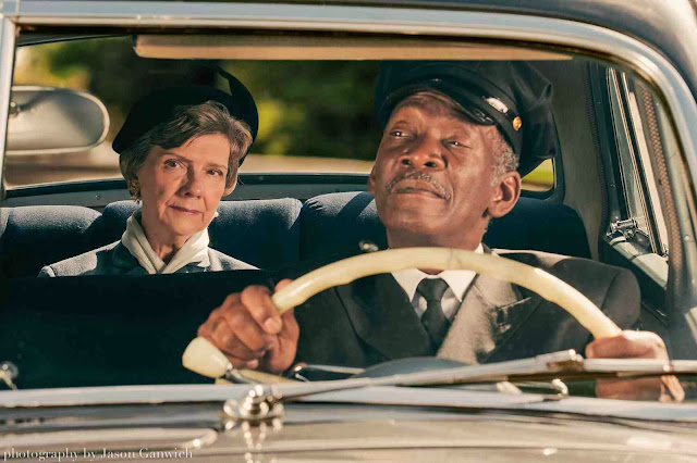 Dresdner's Theatre Reviews: Driving Miss Daisy at Dukesbay