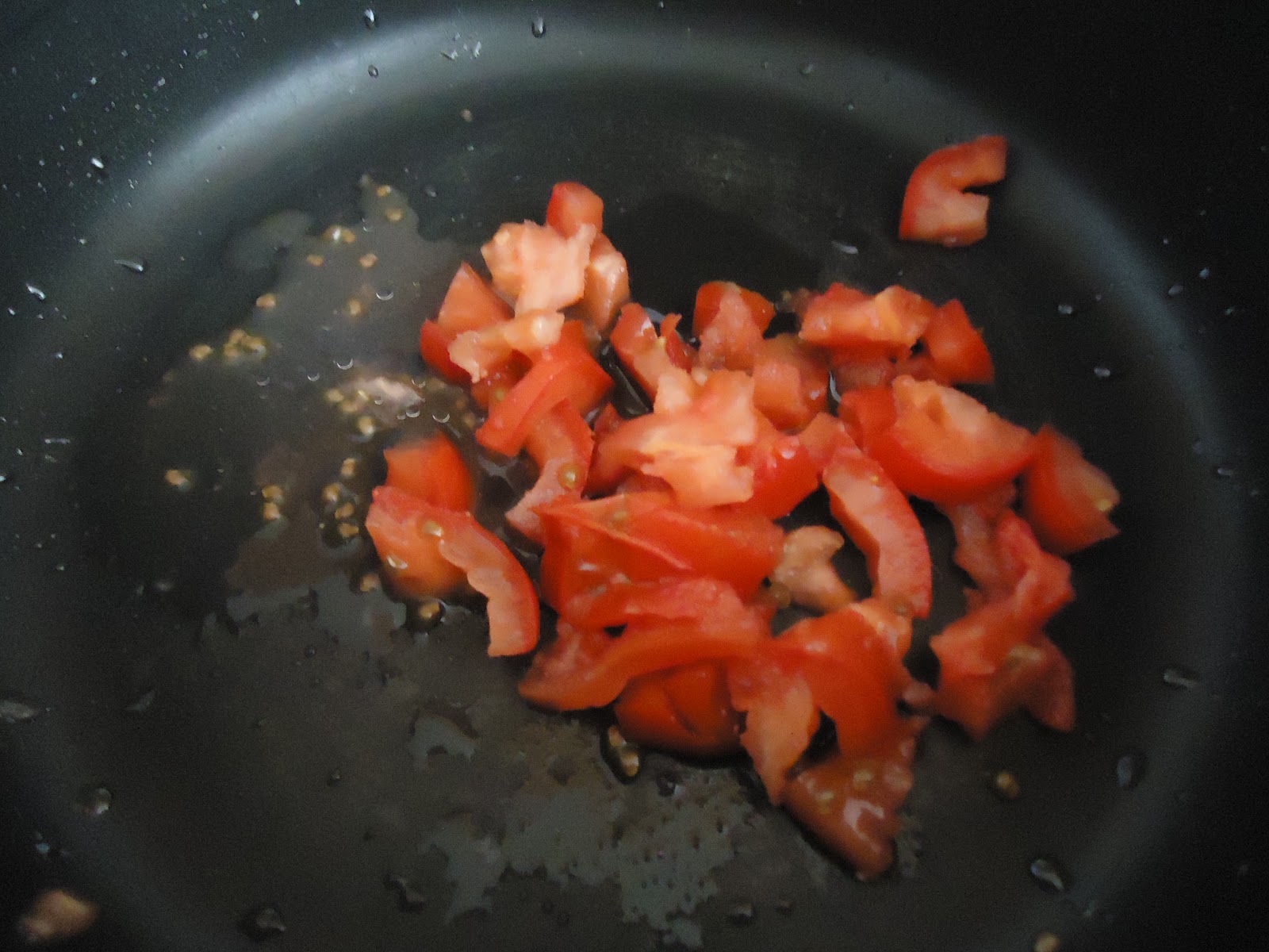 morEwish Cuisine by Mahwish: Chicken Spaghetti Sasu Maa Style