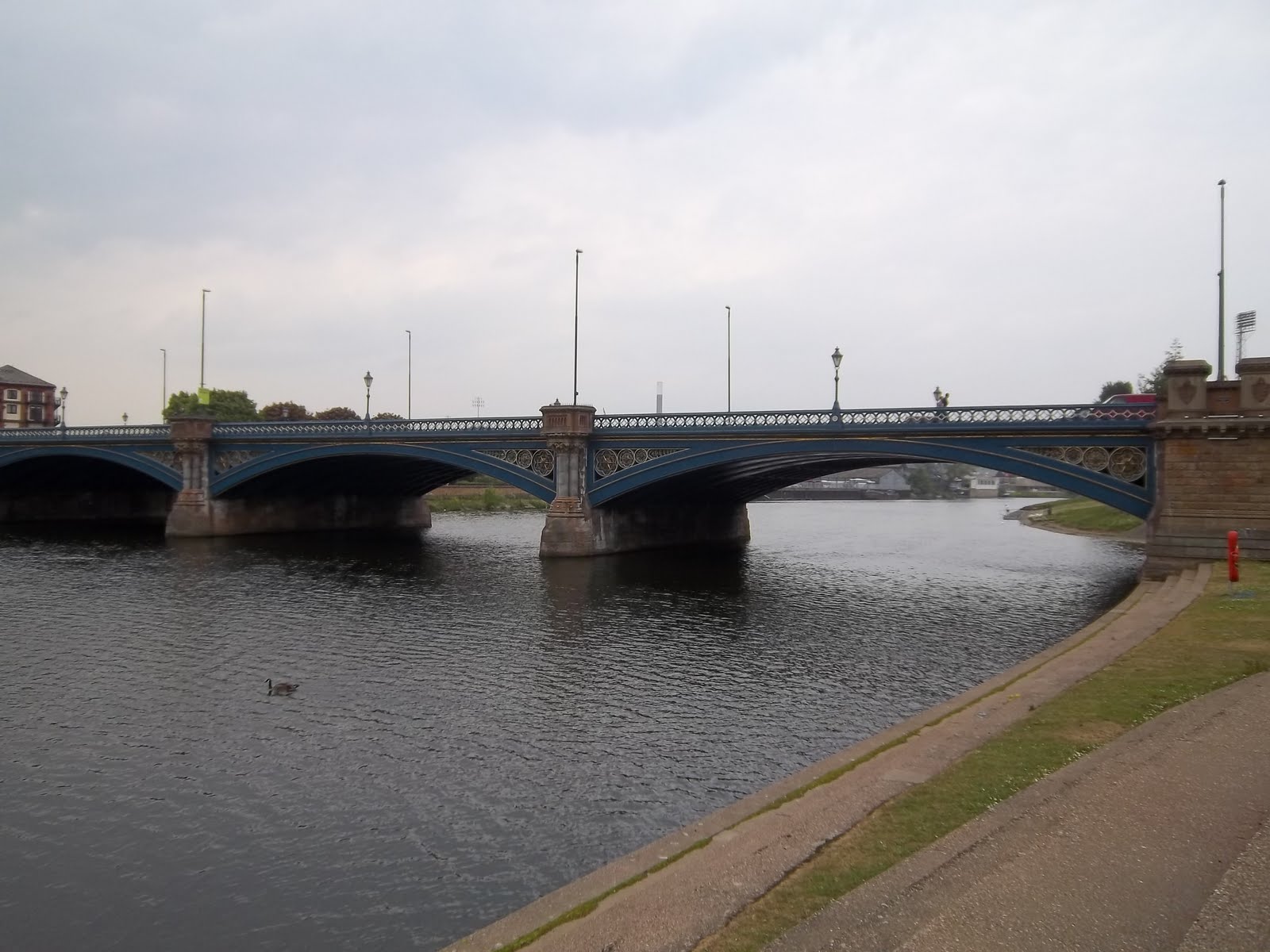 Narrowboat 'Futurest': Trent Bridge