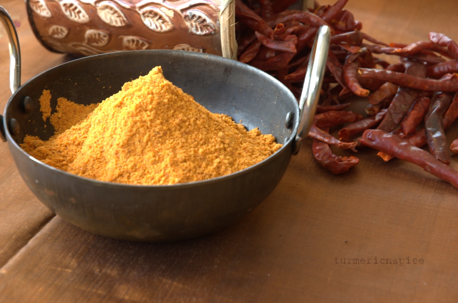 Turmeric n spice: Malaga Podi