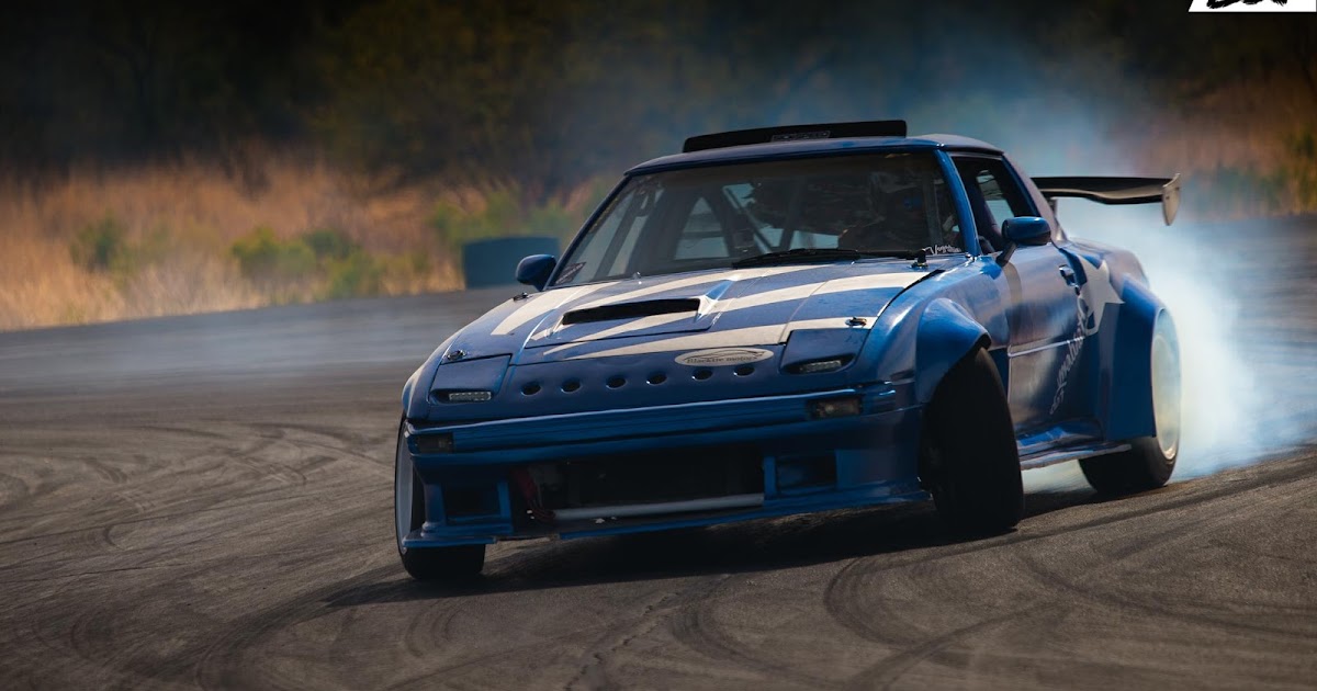 Insane Saki's Idea Station: Donnie's WideBody V8 FB RX7 "The Mistress"