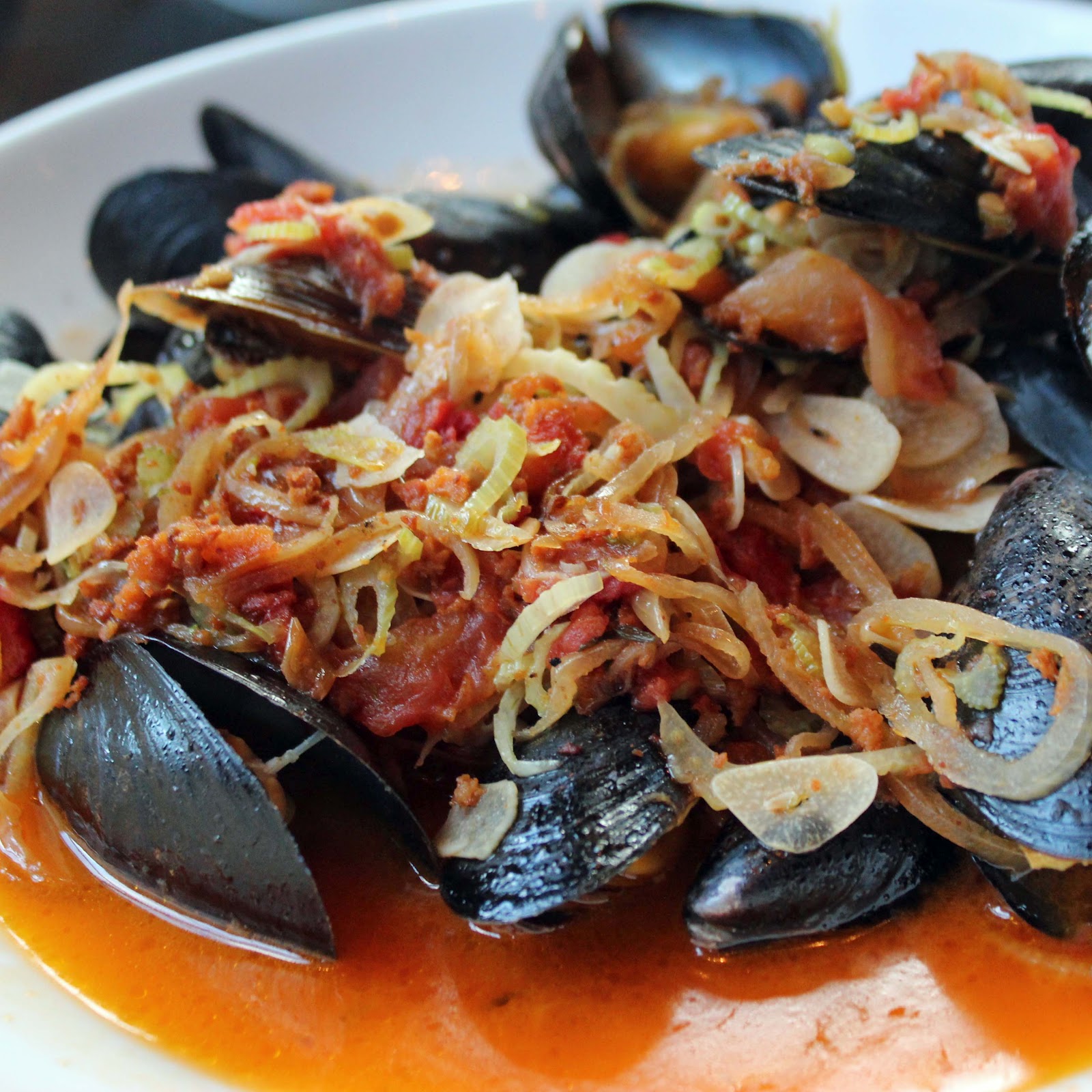 Amuse * Bouche: Amuse * Bouche is going to Hawaii