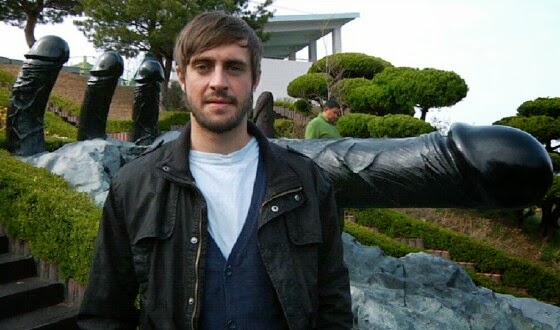 Film Fan: Unhung Hero (4 Stars)