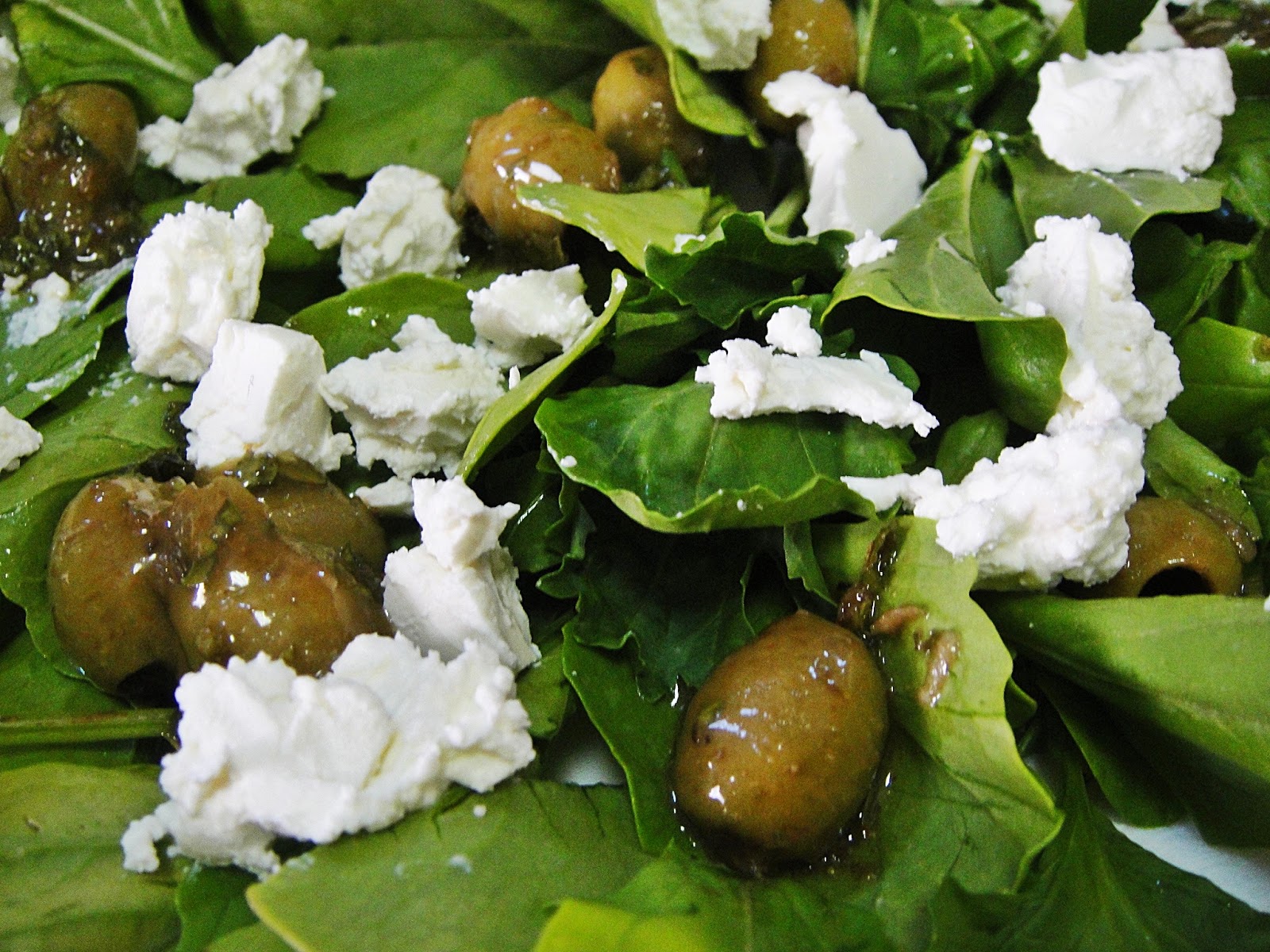 Maryam's Culinary Wonders: 955. Simplest Jerjir (Rocket) Salad