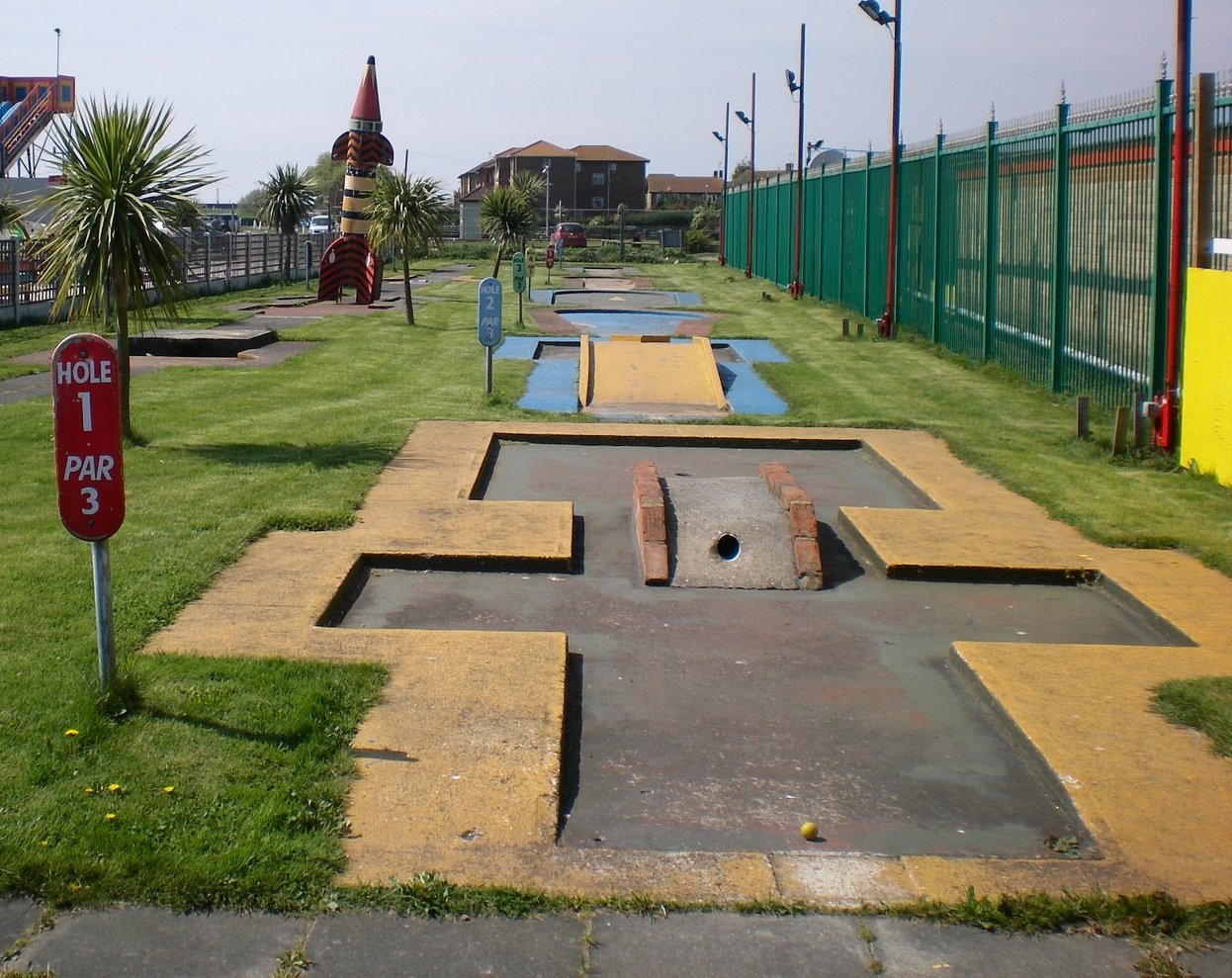 The Ham and Egger Files: Arnold Palmer Putting Courses in the UK