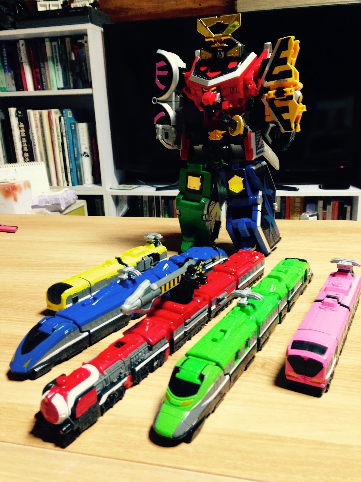 GLPI BLOGGER : Power Rangers Train Sentai Megazord (Ressha Sentai ...