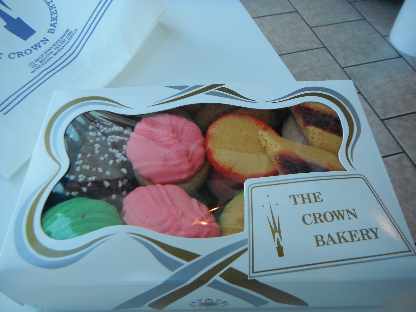 Exploring Massachusetts: April 17th 2012: Dessert at Crown Bakery ...