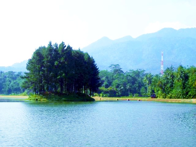 trip to: Karawang Part. 2 Keindahan Wanayasa, Situ Wanayasa, Purwakarta