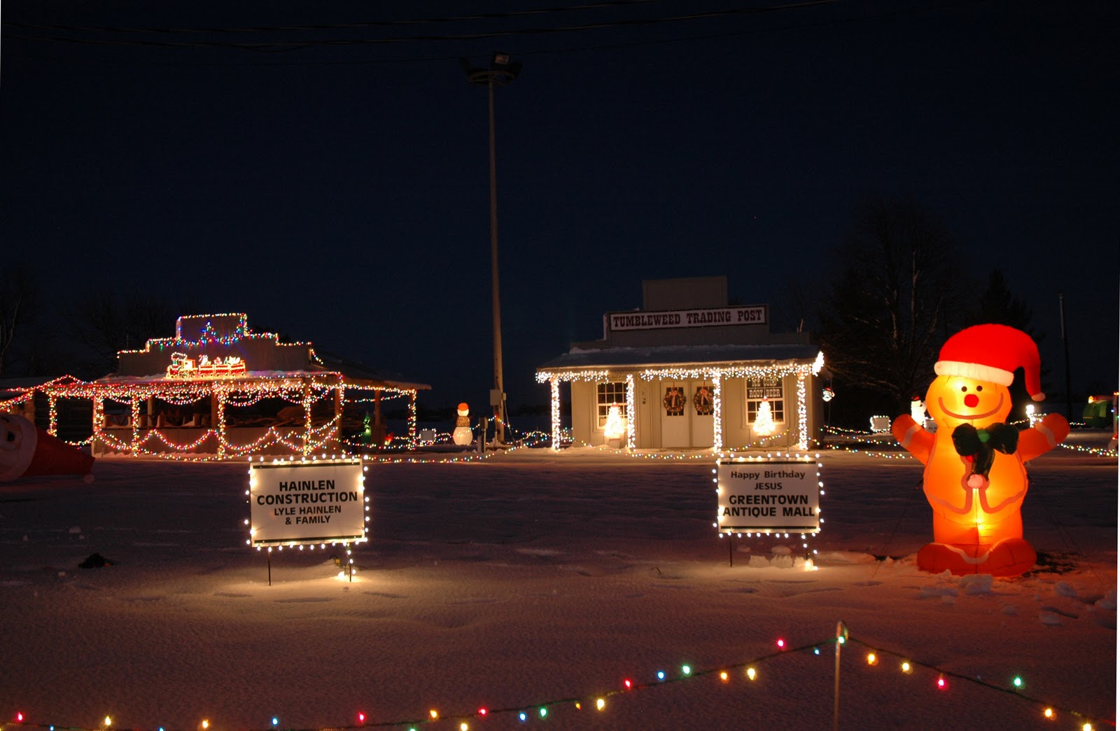 Greentown Grapevine: Christmas at the Pioneer Village