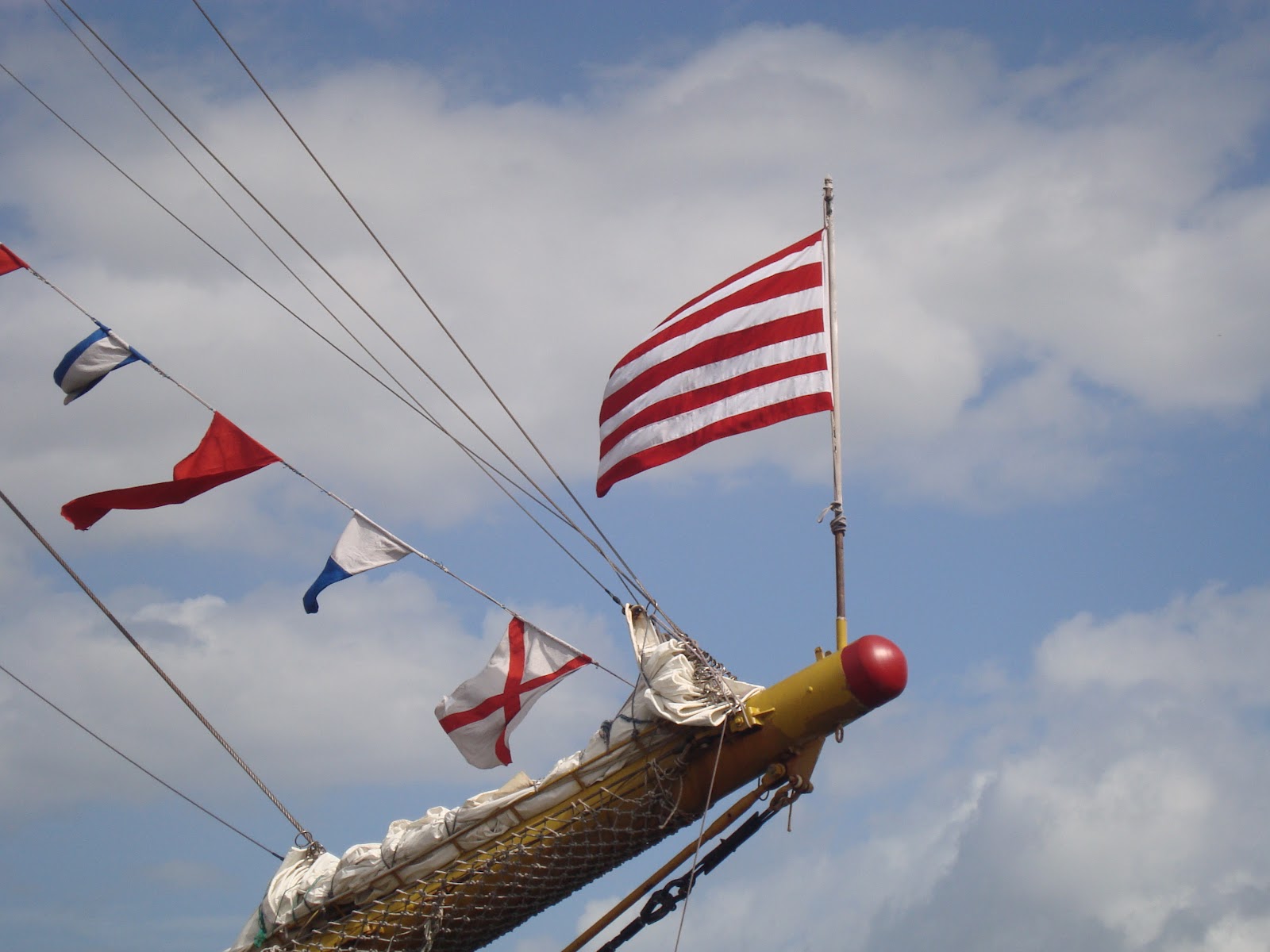Aloha On My Mind: Aloha to the KRI Dewaruci - Indonesia's Tall Ship