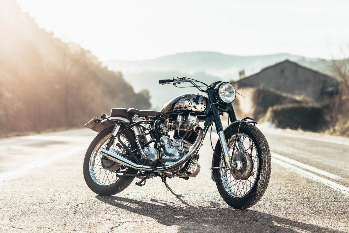 biker excalibur II: Royal Enfield "The Raven 500" by Corb Motorcycles