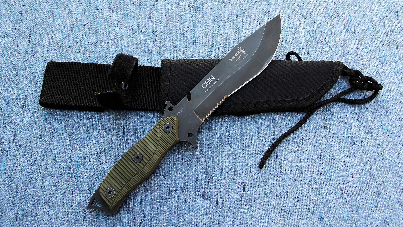 BACO TACTICOS CUCHILLOS: YARARÁ CMN (ARGENTINA)