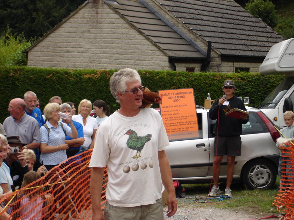 A GONZO TAKE ON A BIT OF UFO THEATRE - TruthJuice News