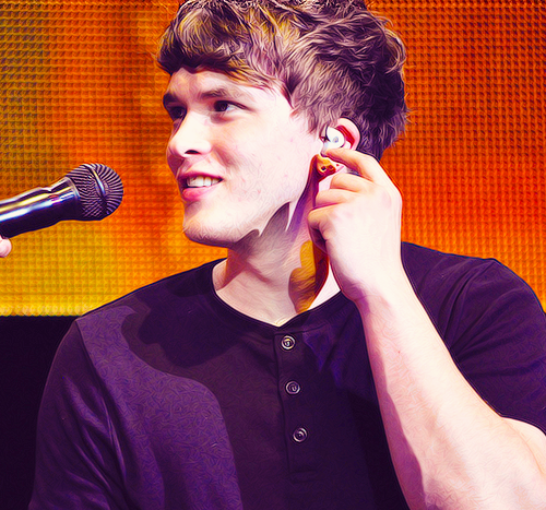 One Direction: Happy Birthday Josh Devine