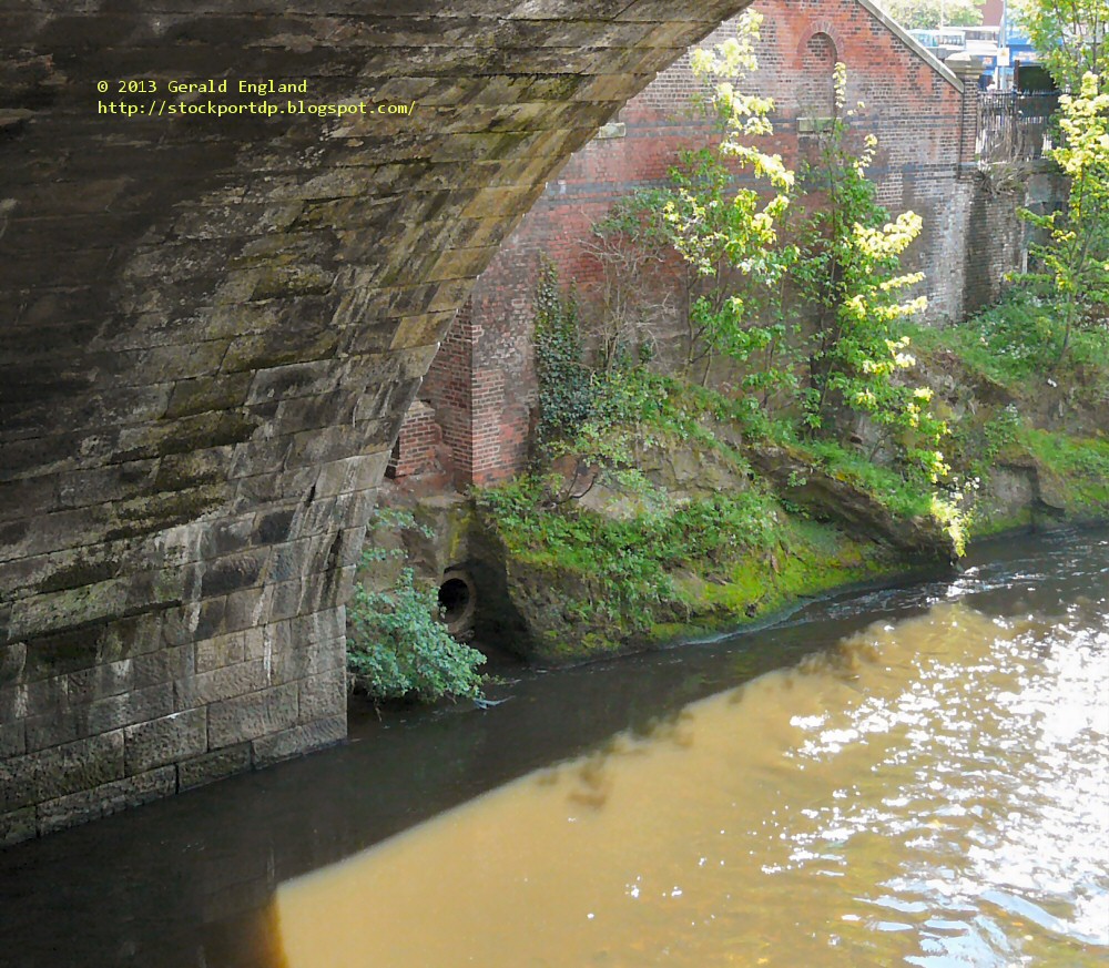 Stockport Daily Photo: The River Mersey between the Bear Pit and the ...