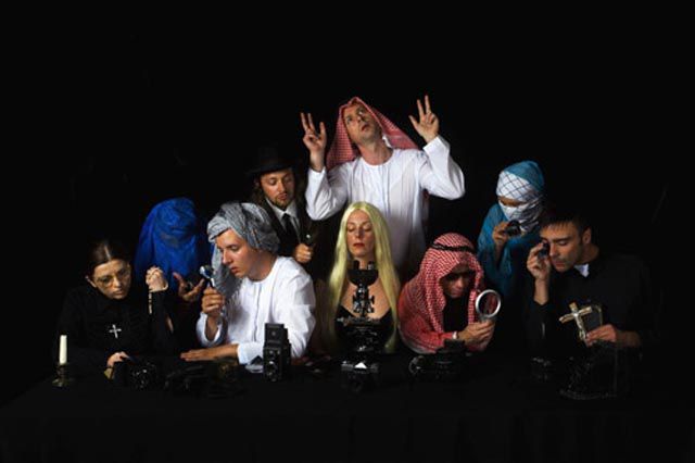 Jedlel and Dramatic Critic: Photo Remakes of Classic Paintings