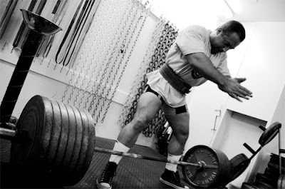 The Thoughts of a Big Brown Bear....: Pat Casey - King of the powerlifters