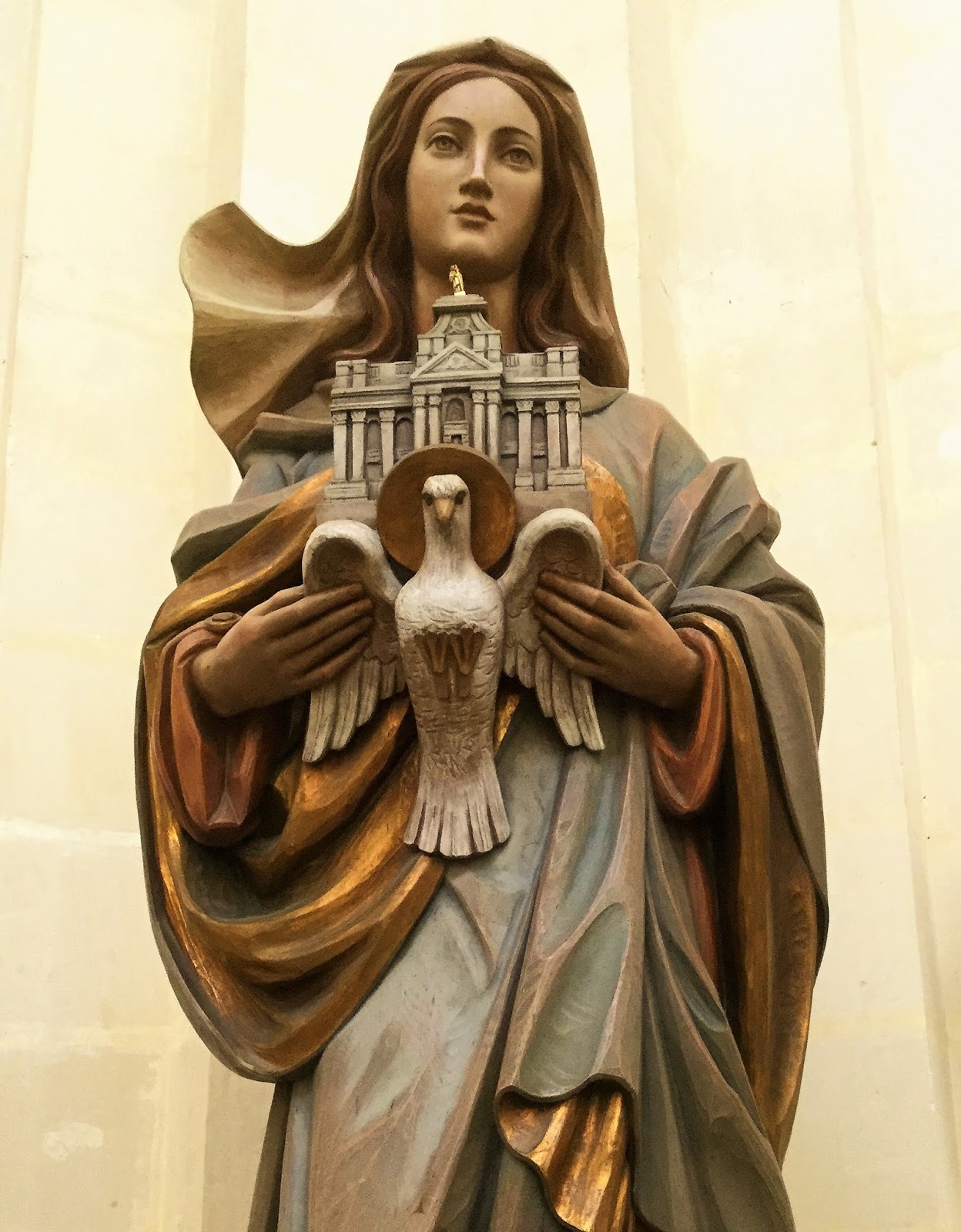 Dun Giljan's Blog: Mary, Mother of the Church