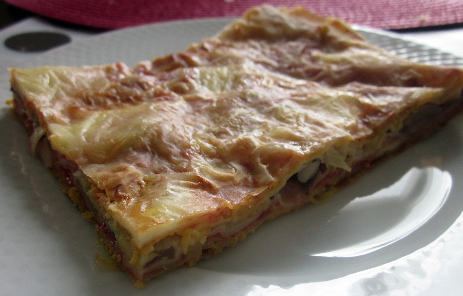 Cocina y hornea: Filo con hummus y verduras