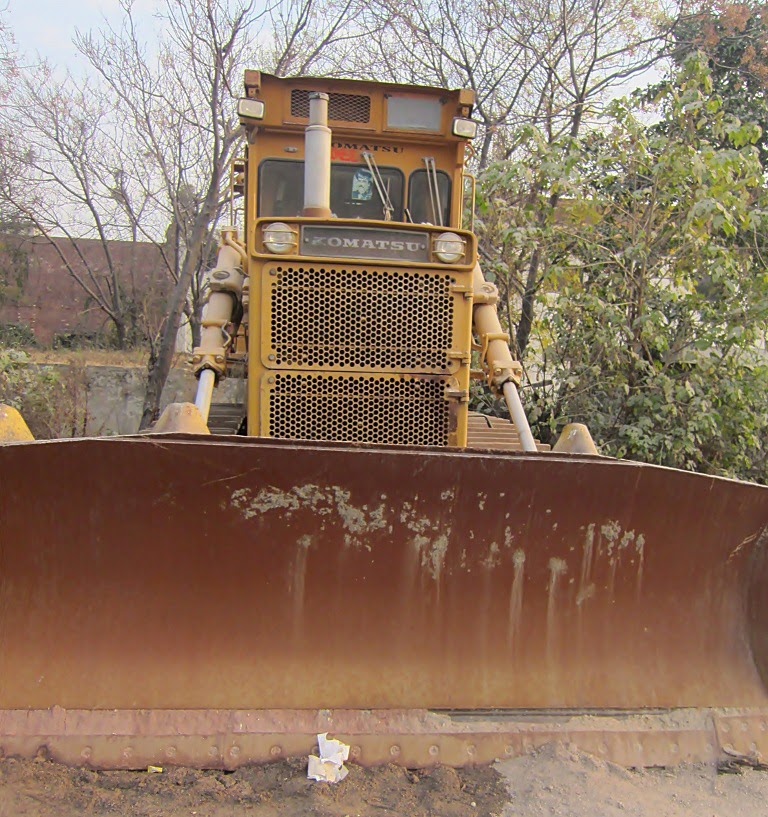 RAFIQ BROTHERS : Komatsu D85-18 Bull Dozer for Sale in Pakistan at ...