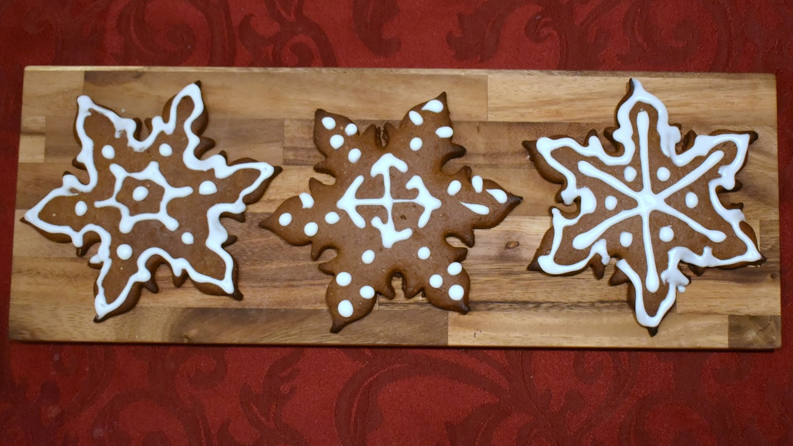 Pierniczki (Polish Gingerbread Cookies) #EattheWorld